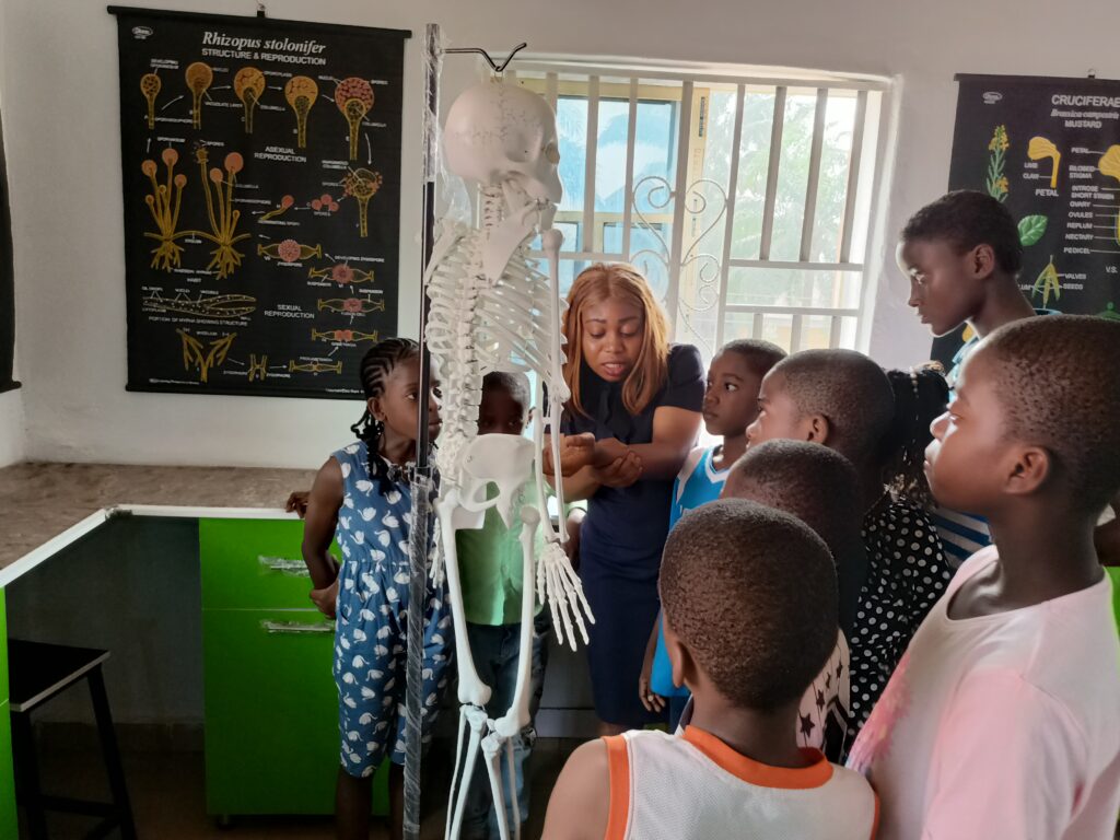 A Free World Class Science Kafe Opens In Ojoto, Anambra State - Nnewi City
